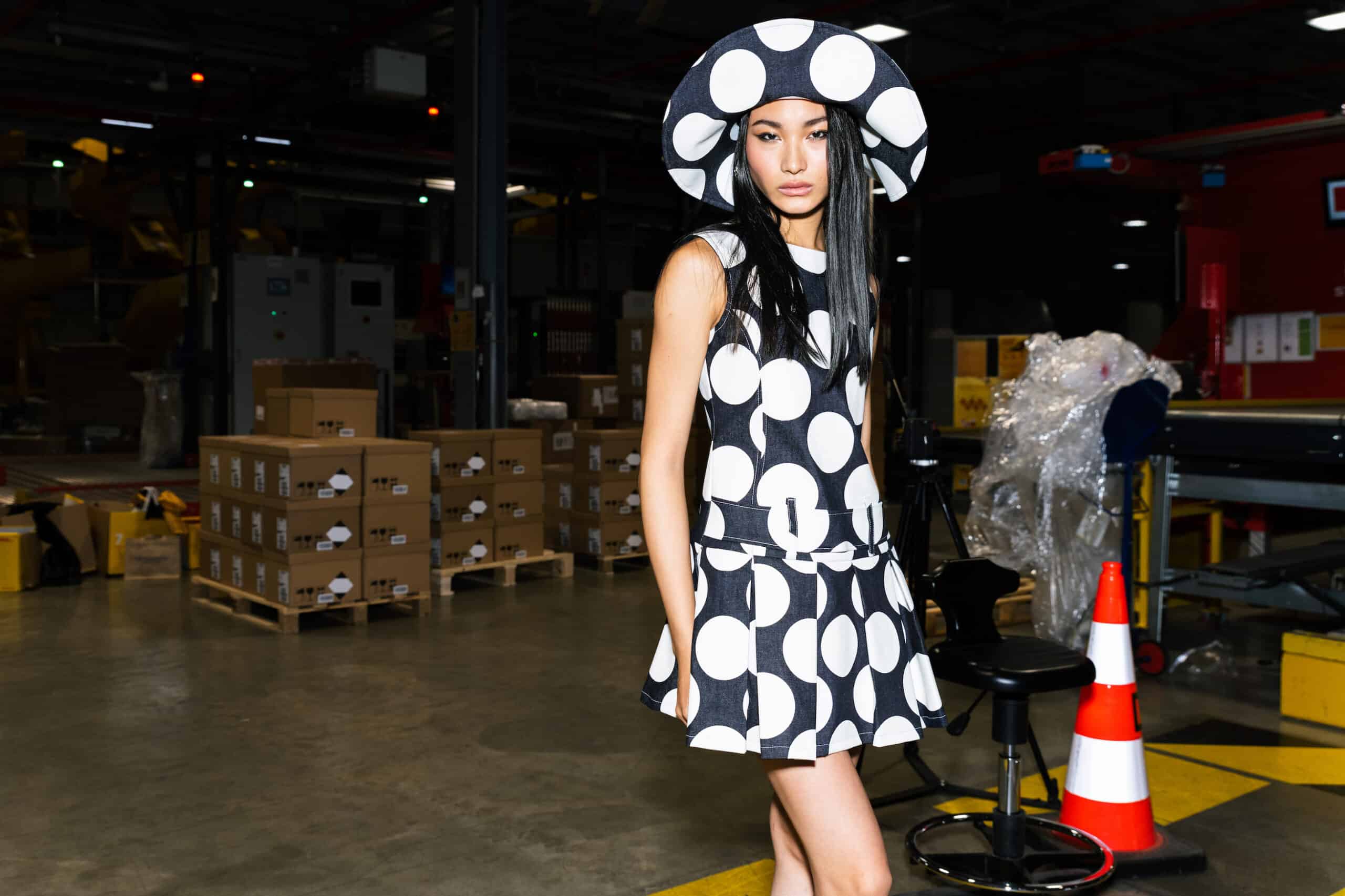 LA POUPETTE RUNWAY LOOK 15 – Polka Dot Denim Big Floppy Hat – Maisoncleo